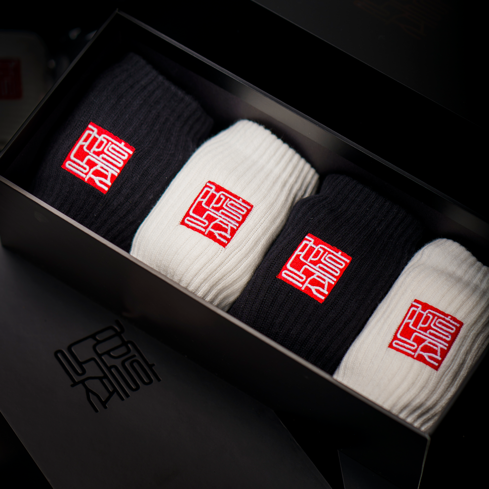 YACK - Logo Socks Set 🧦 (Back to Basic Series) – YACK STUDIO